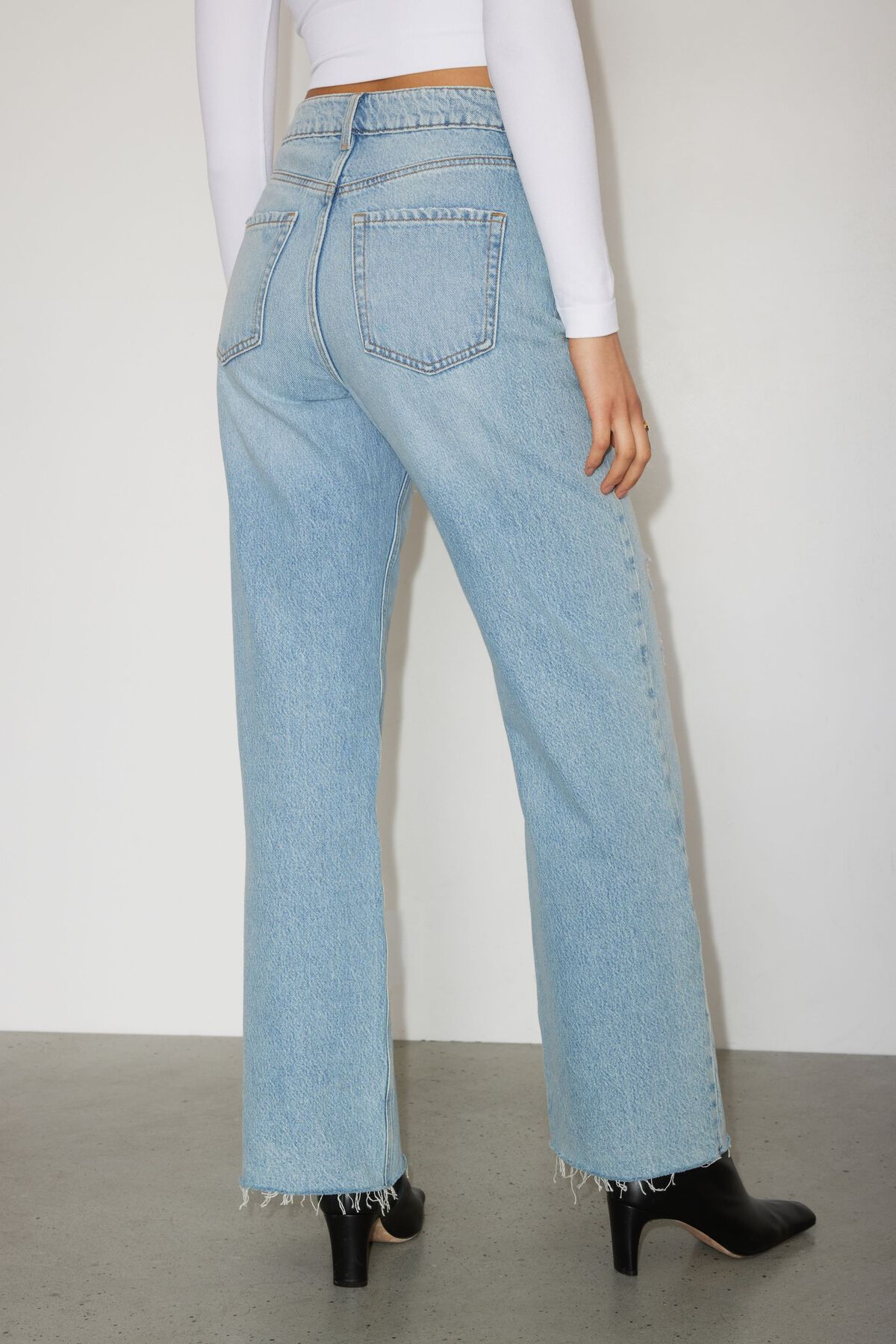 Dynamite Heidi Distressed Wide Leg Jeans - 10006978107I