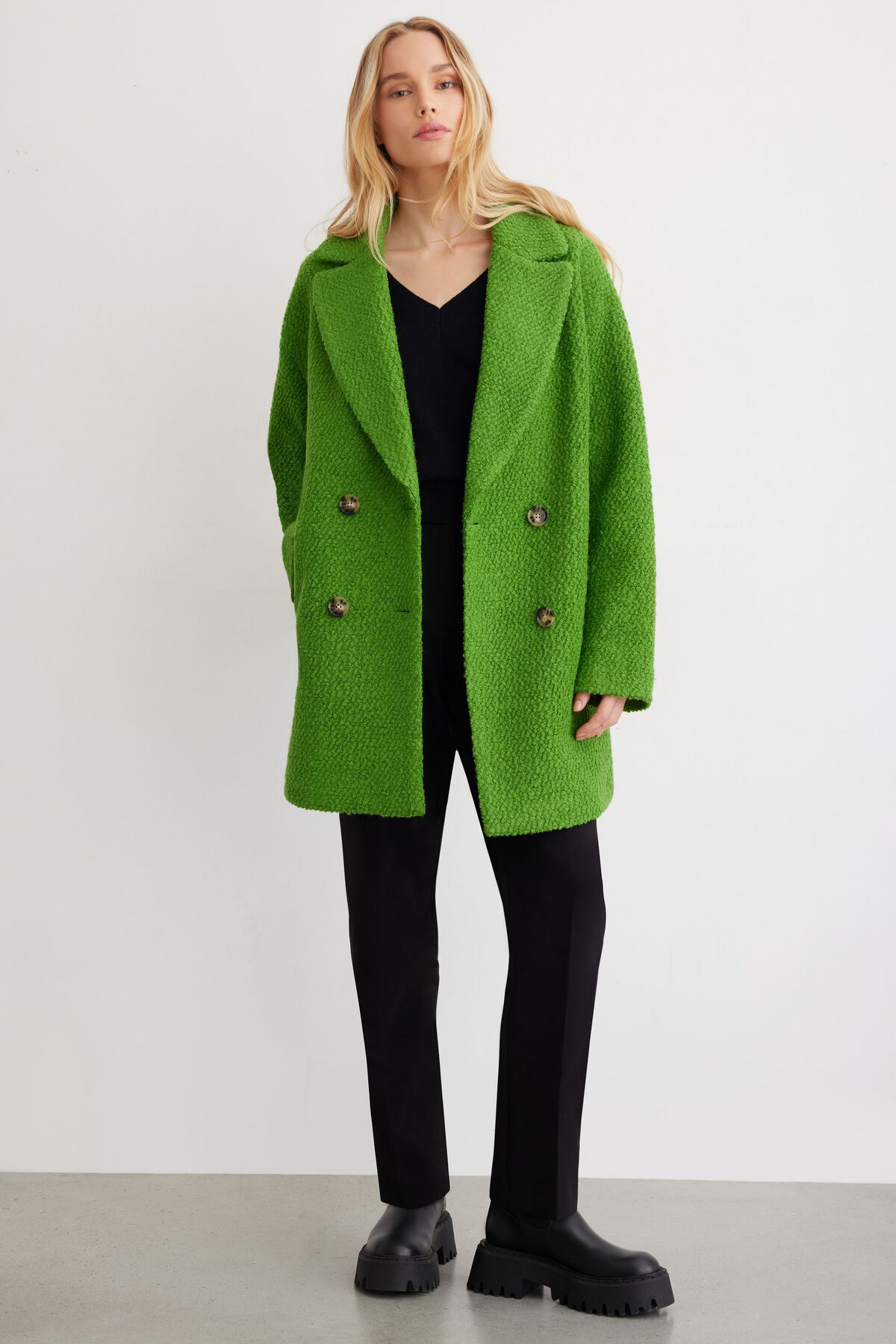 Wool Boucle Coat Green | Dynamite