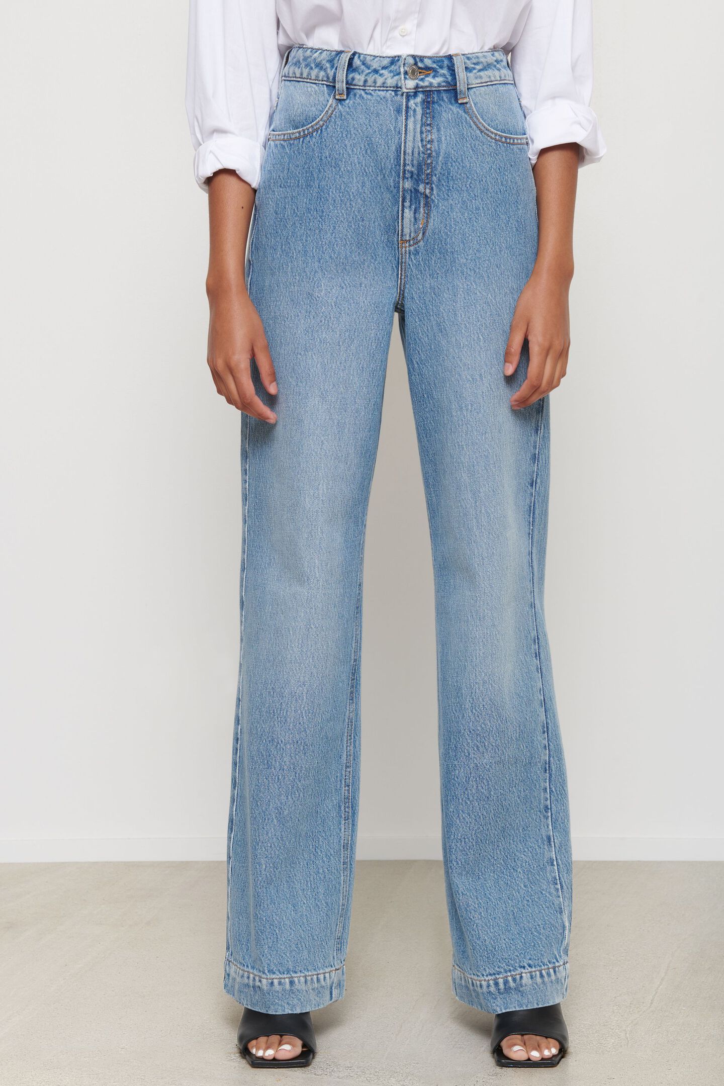 ETHOS | Heidi Ultra High Waist Wide Leg Jeans | Dynamite