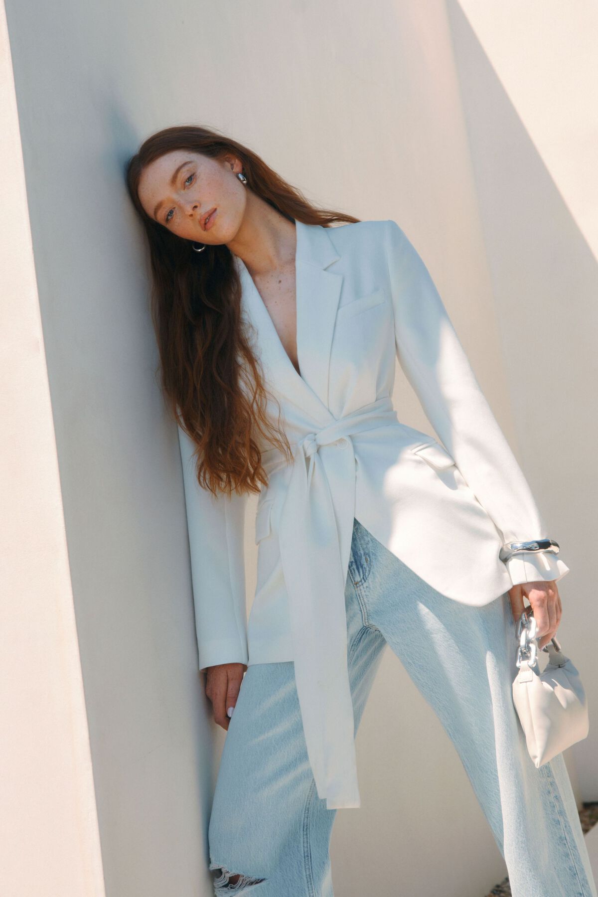 Leia Belted Blazer White | Dynamite