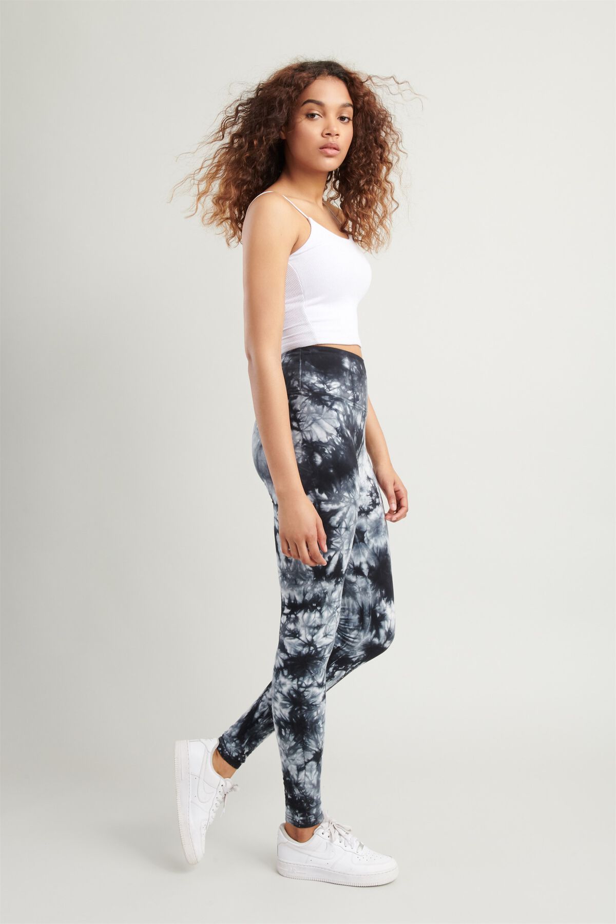 The Favorite Ultra High Rise Legging Black | Dynamite