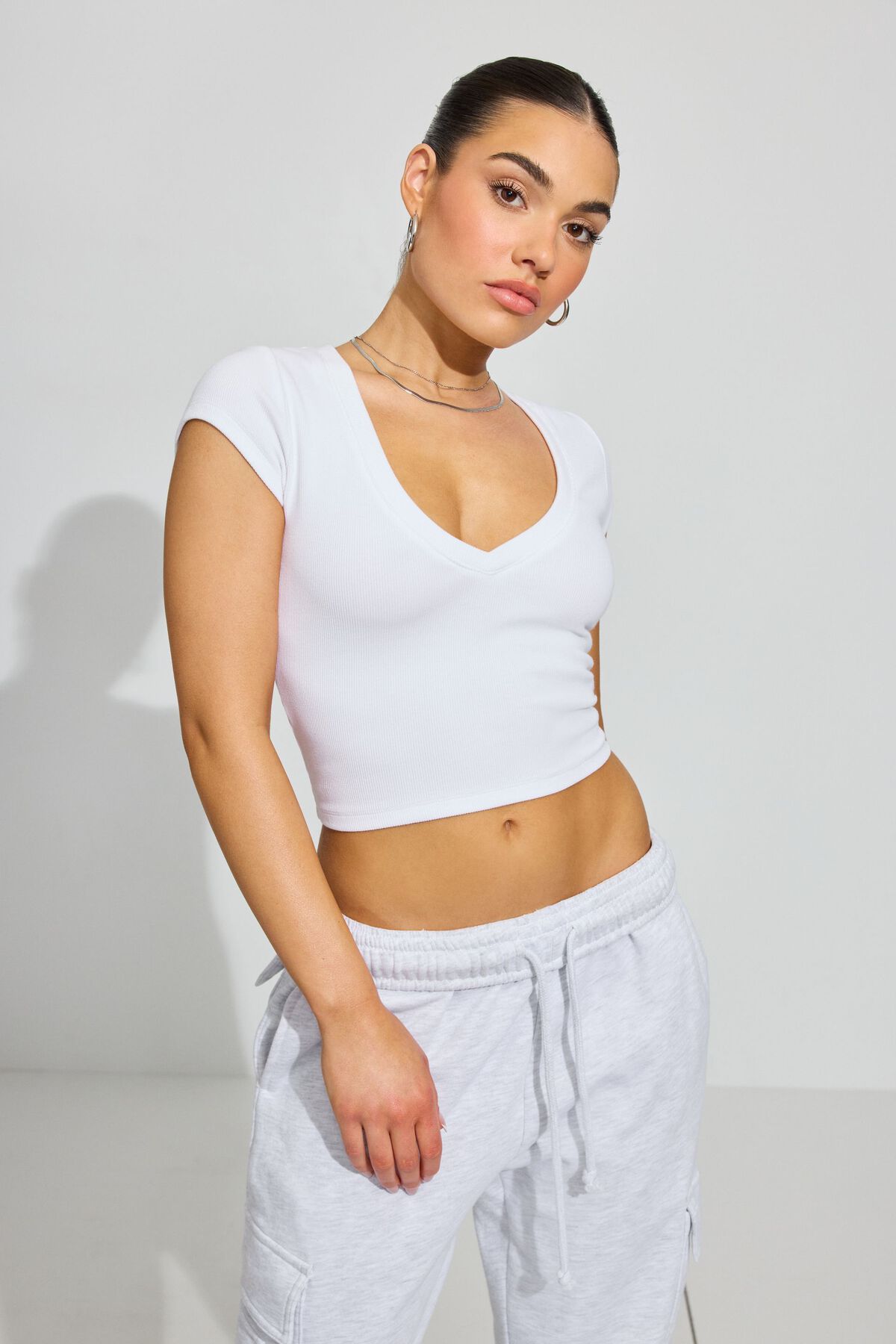 V Neck Ribbed Tee White | Dynamite