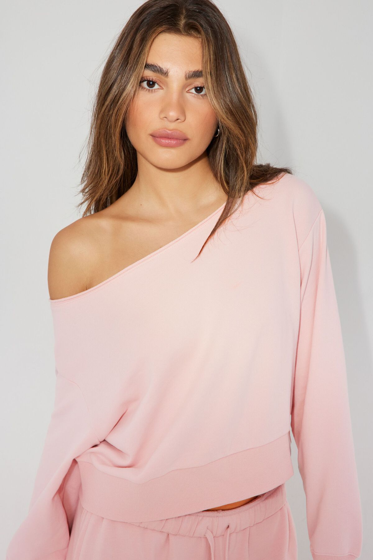 SoftTerry Off Shoulder Sweatshirt Pink | Dynamite