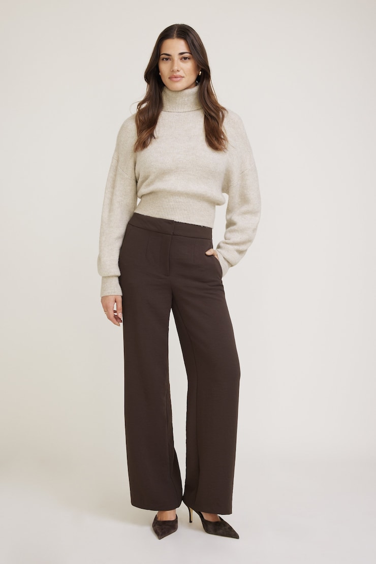 Yasmin Airflow Straight Leg Pants Brown | Dynamite