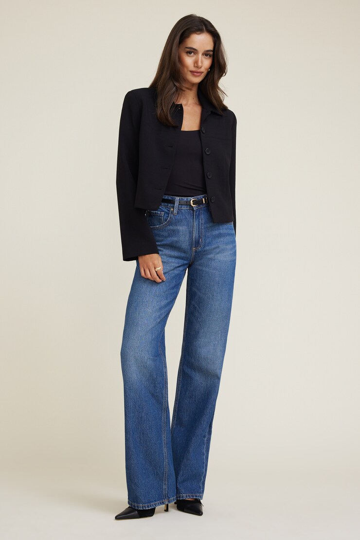 Charlotte Airflow Jacket Black | Dynamite